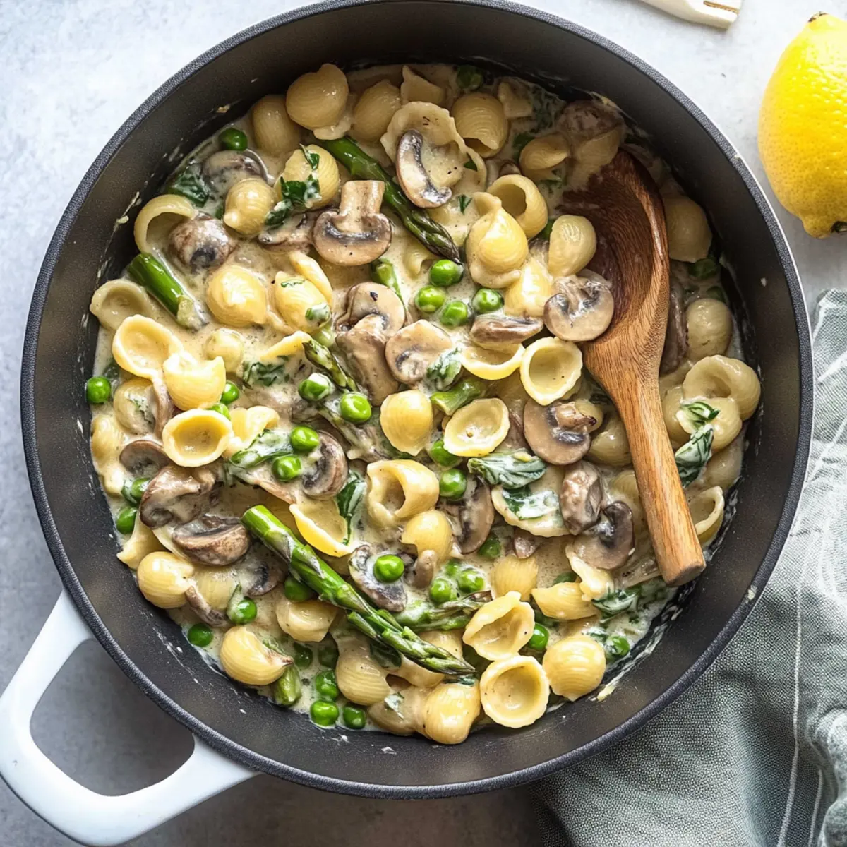 Easy One Pot Spring Pasta Primavera: Delicious Creamy Delight